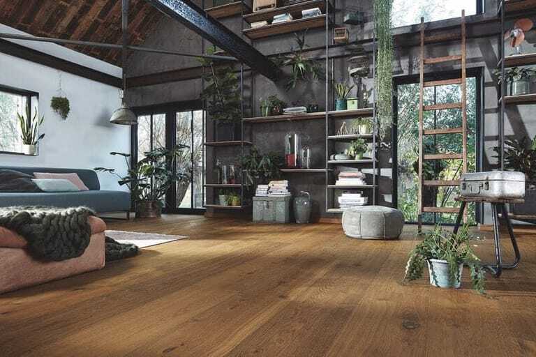 Europaweite „Real-Wood“-­Kampagne läuft - boden wand decke