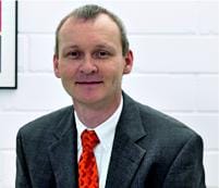 Jürgen Ruff leitet UFloor Systems Key Account Management - boden wand decke