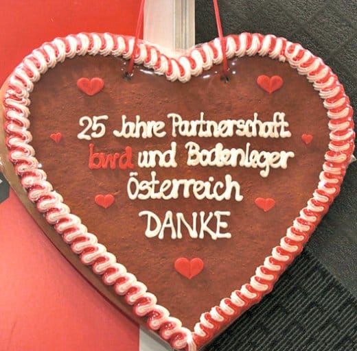 Ein Wiesnherz als Dankeschön - boden wand decke