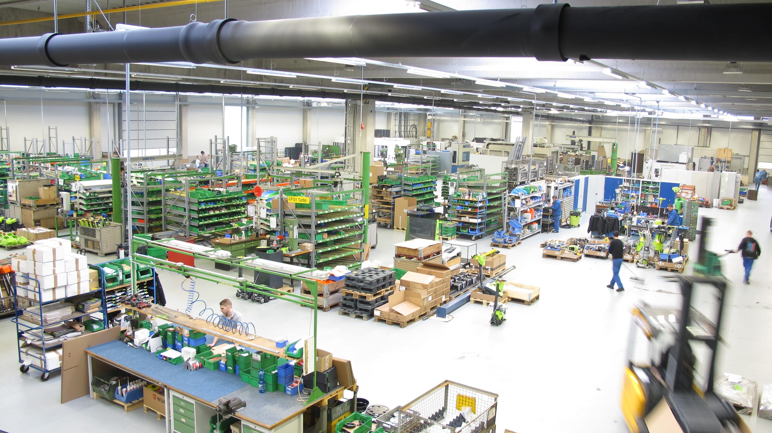 Wolff wird zur Tochter - boden wand decke